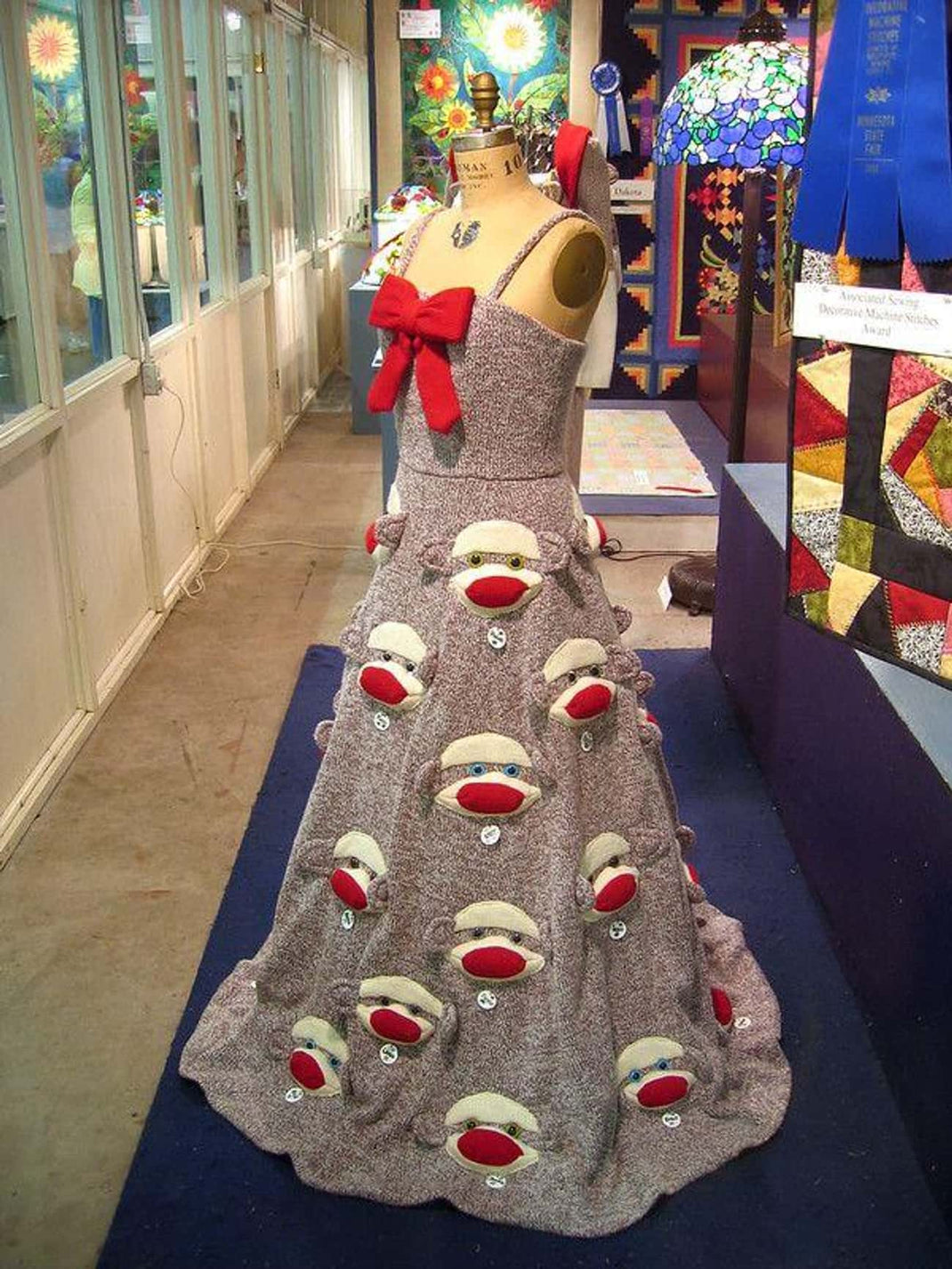 Top 10 Weird Dresses, Fun, Crazy & Silly Prom Dress Ideas – The Dress ...