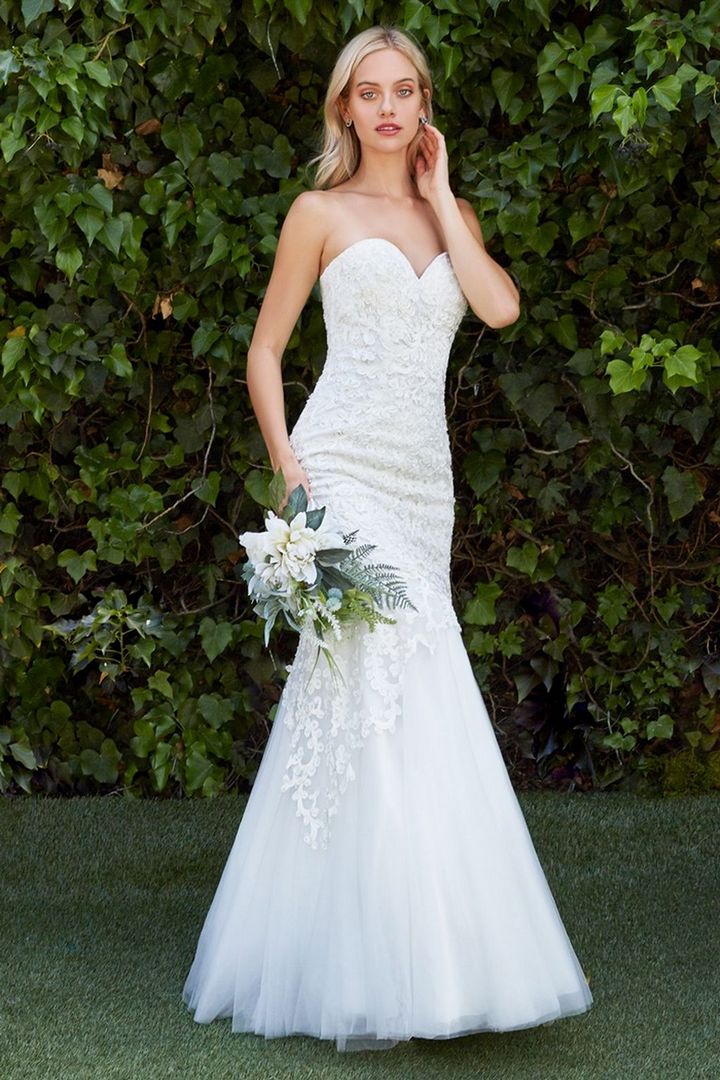 When/Why Should You Alter Your Dress? – The Dress Outlet