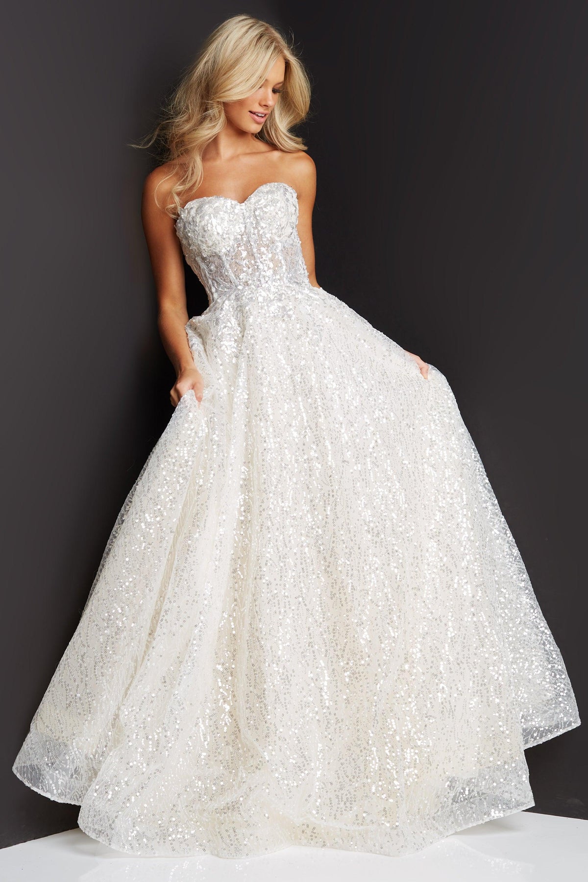 How to Choose the Perfect Wedding Dress: A Bride’s Guide to Finding “T ...